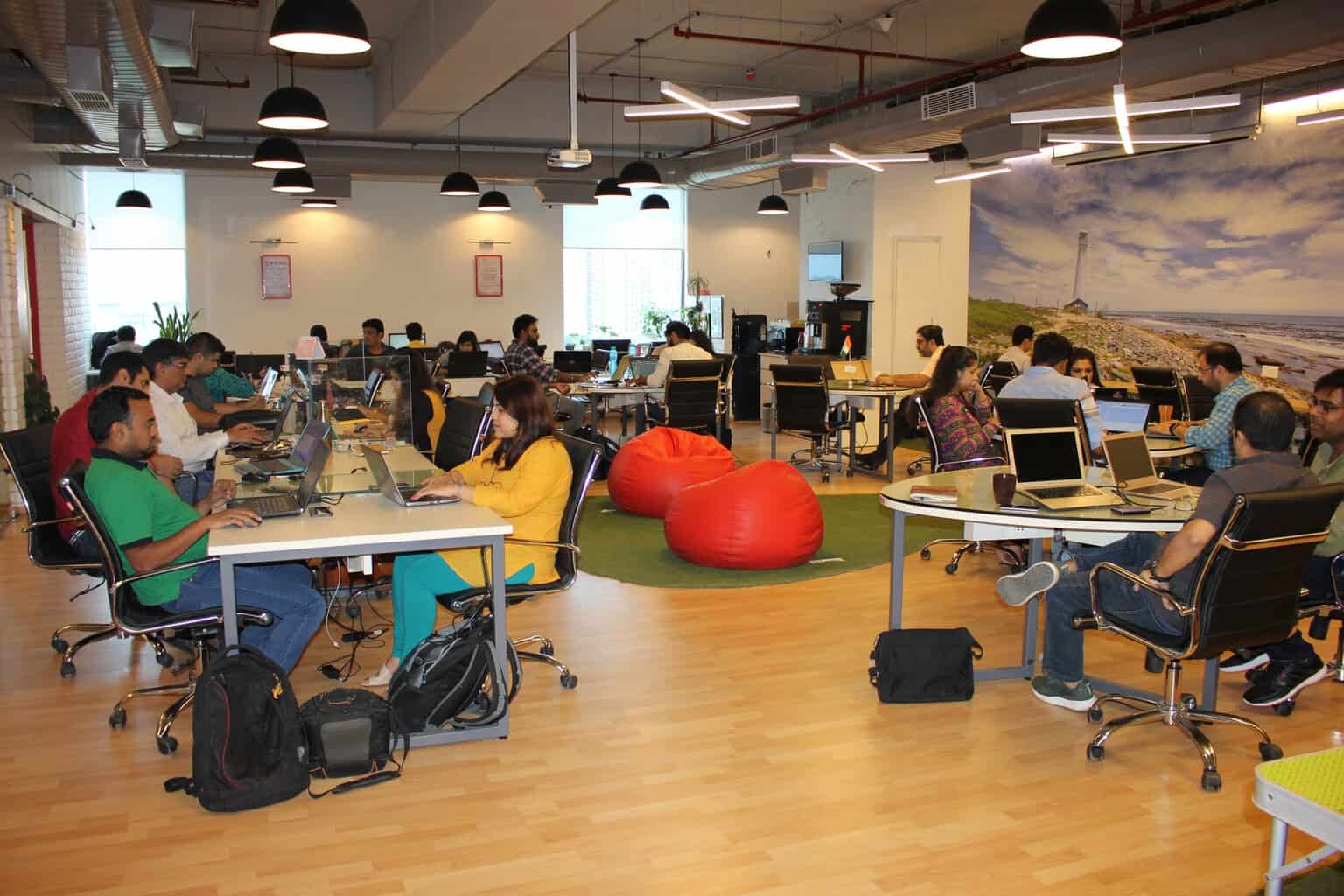 How to Find the Right Coworking Space for Your Team?